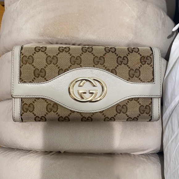 Gucci | Bags | Gucci Authentic Wallet | Poshmark